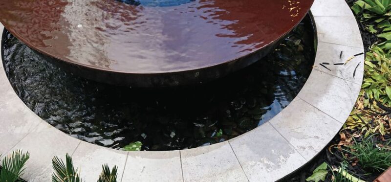 Commercial custom water features | Westfield Plenty Valley